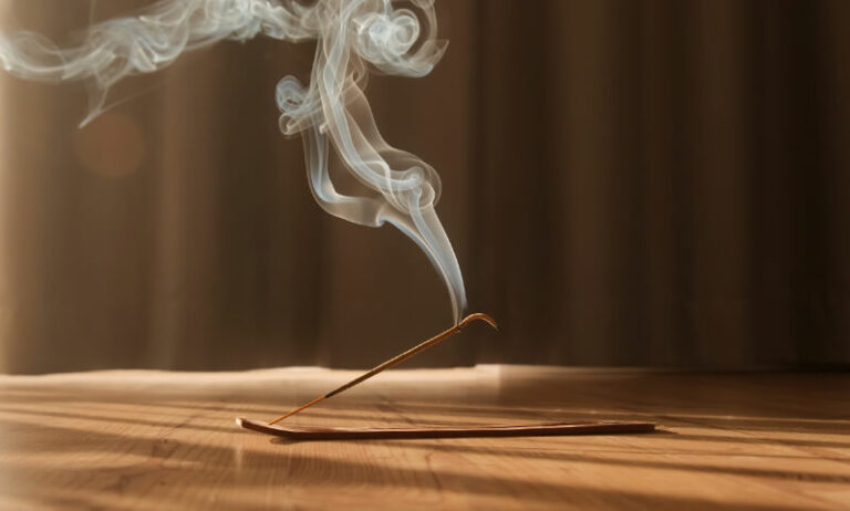 Incense Smoke Meanings & Patterns: The Complete Guide