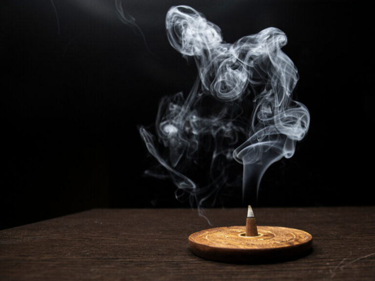 Incense Smoke Meanings & Patterns: The Complete Guide